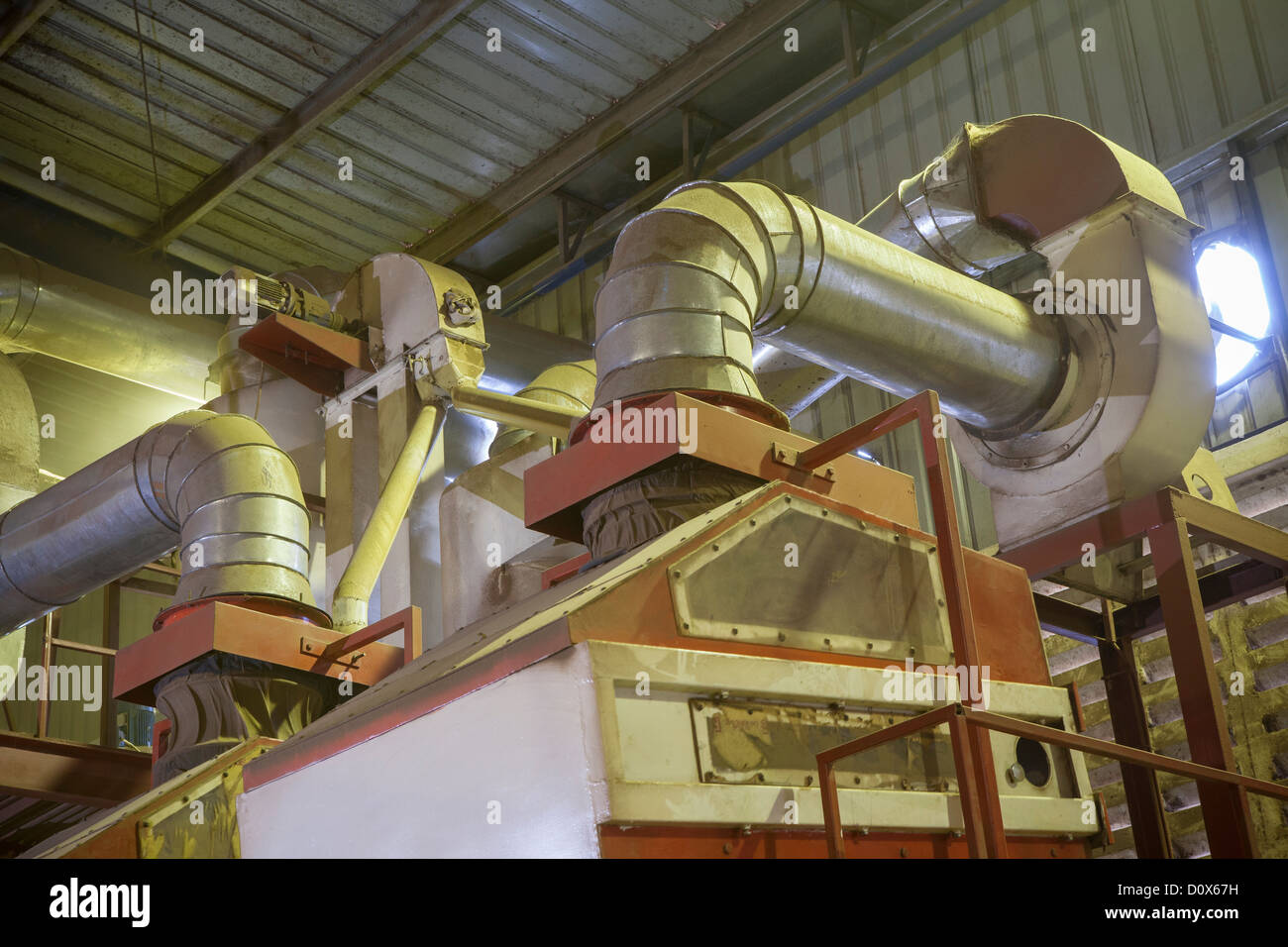 Africa food processing technology hi-res stock photography and images ...