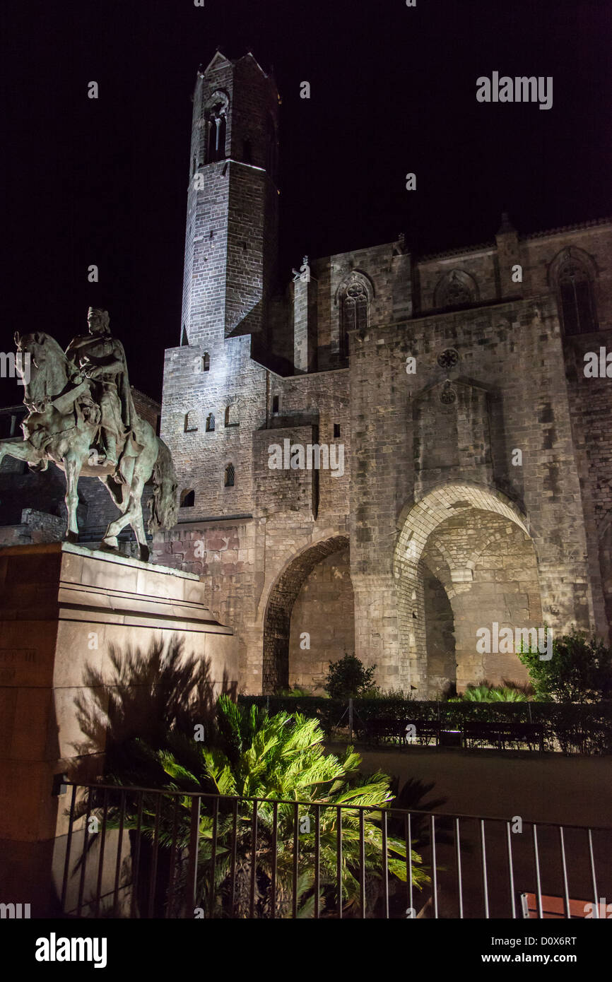 Roman tower in barcelona spain hi-res stock photography and images - Alamy