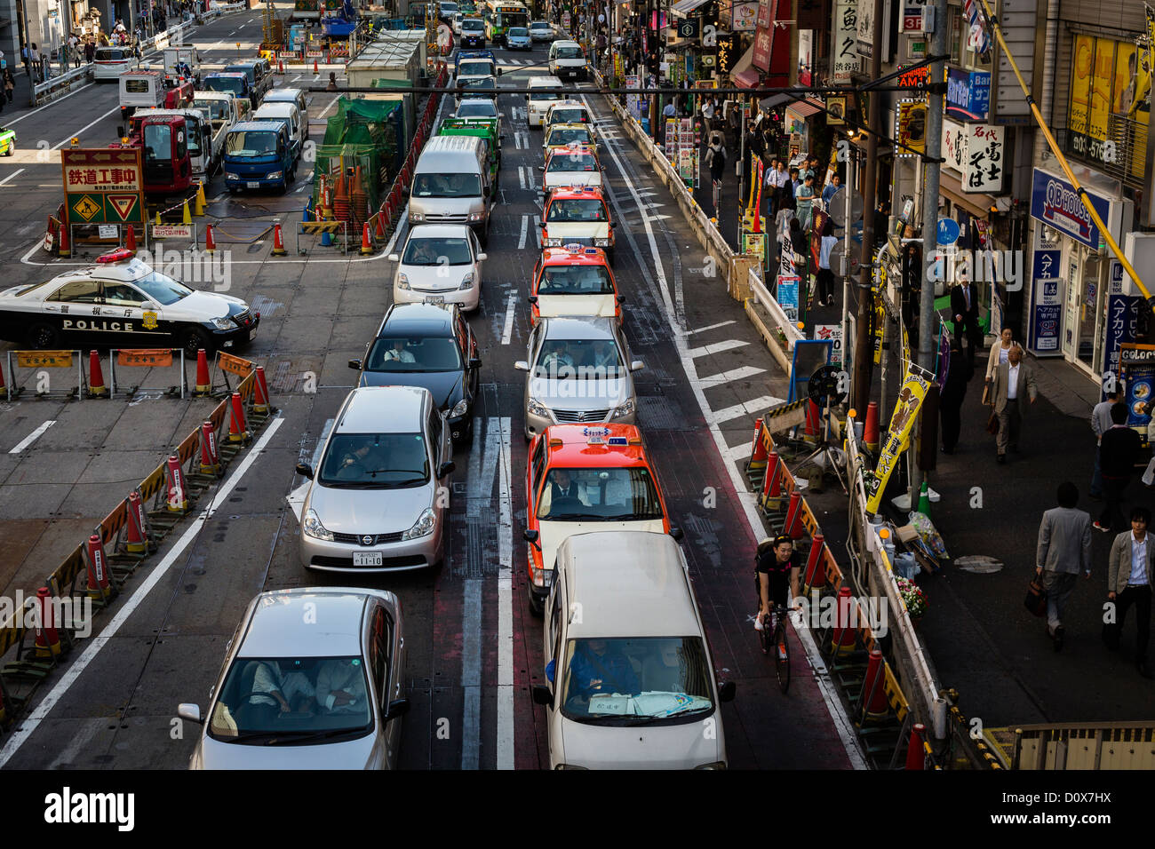 Traffic congestion tokyo hi-res stock photography and images - Alamy