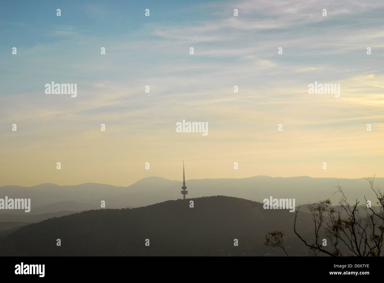 Canberra black mount tower hi-res stock photography and images - Alamy