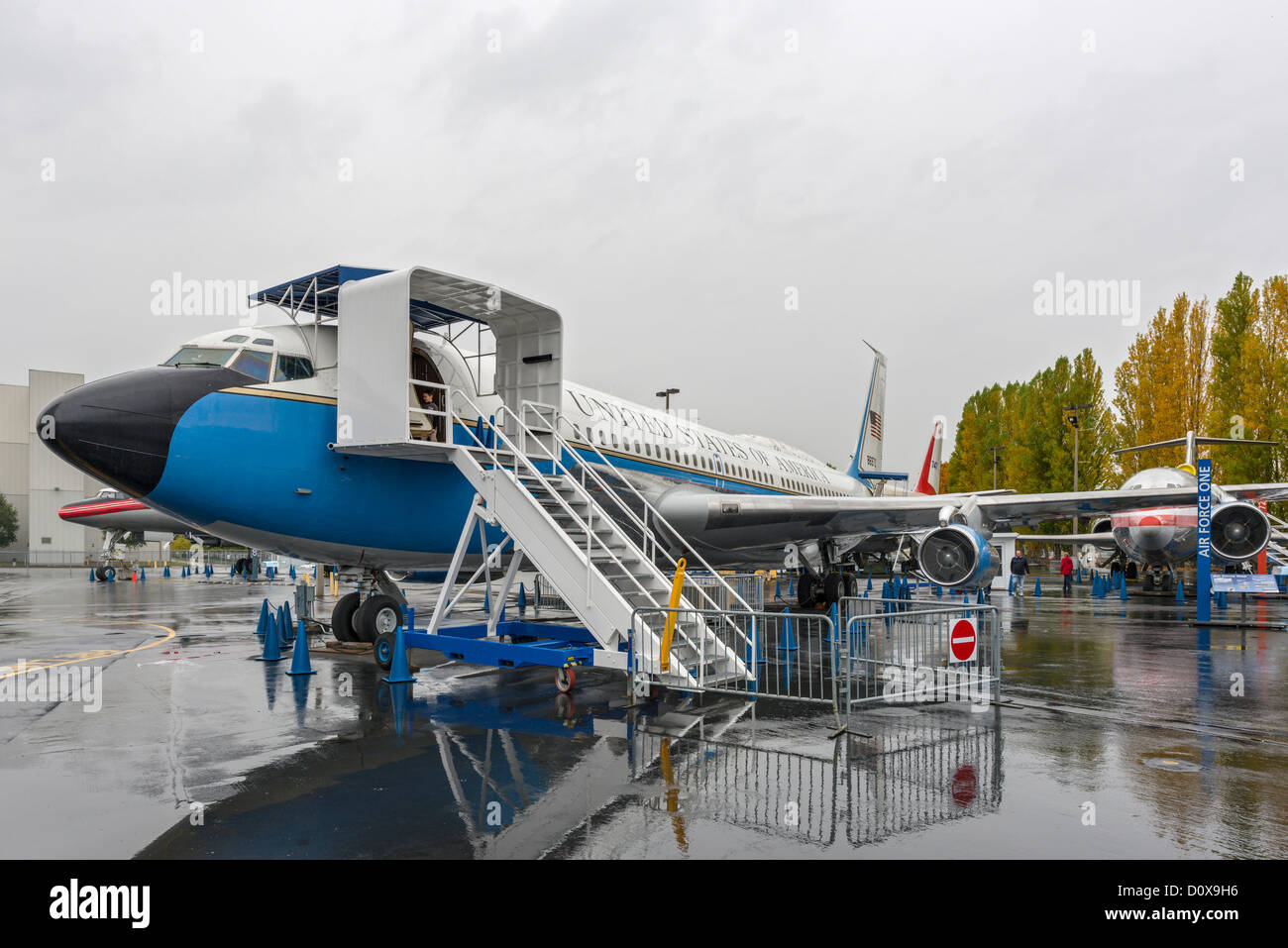 The first presidential jet "Air Force One", Airpark, The Museum of ...