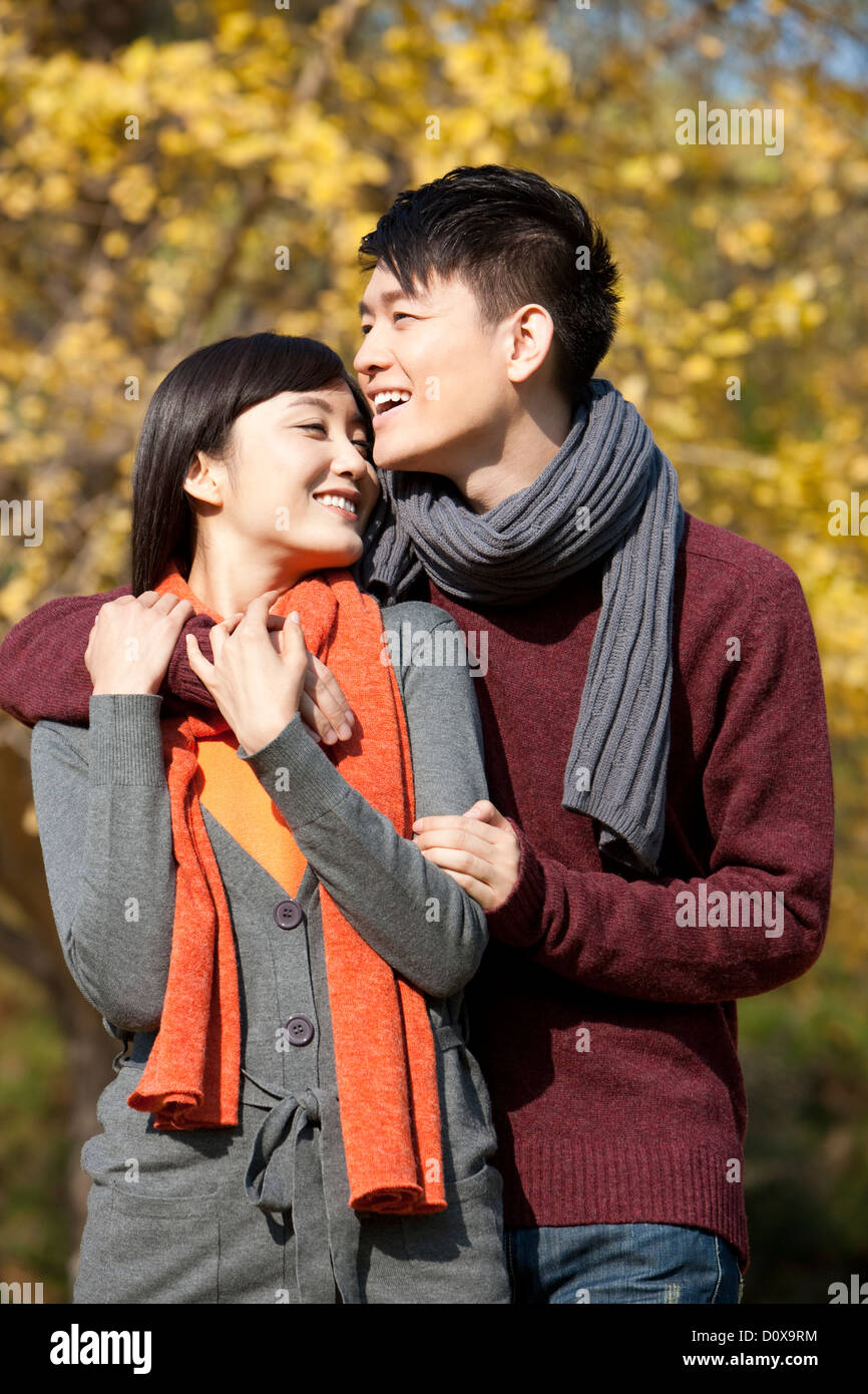Couple holding hands on campus hi-res stock photography and images - Alamy