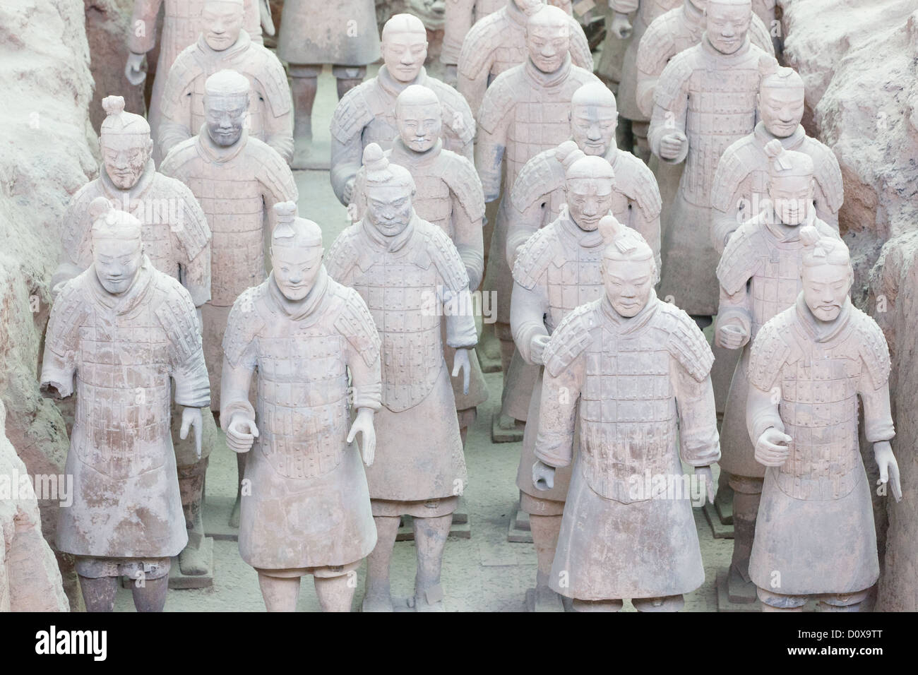 Army of terracotta warriors (Bingmayong). discovered in 1974 by a ...