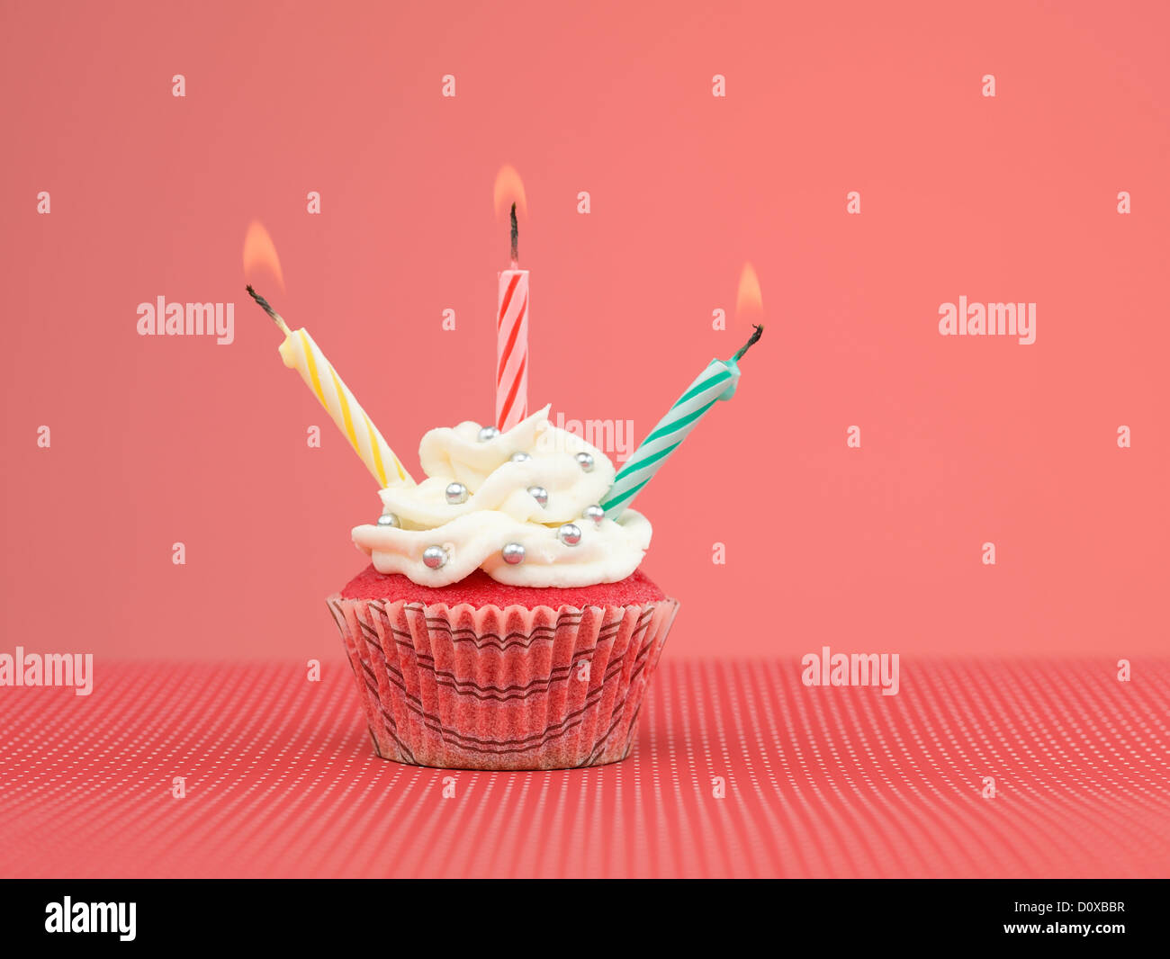 Birthday muffins party on pink hi-res stock photography and images - Alamy