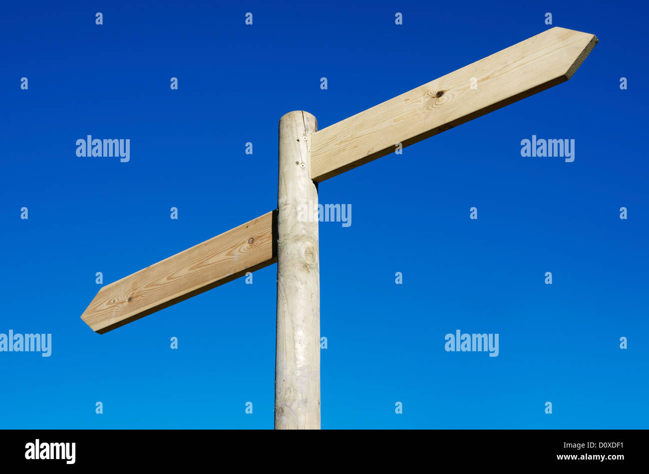 Two signs on pole hi-res stock photography and images - Alamy
