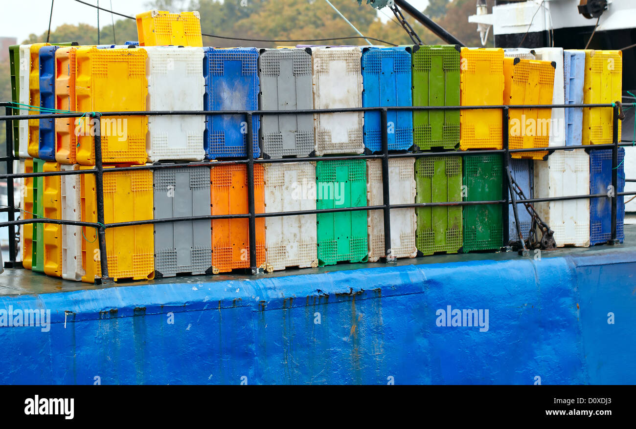 Containers on the cargo ship Stock Photo - Alamy