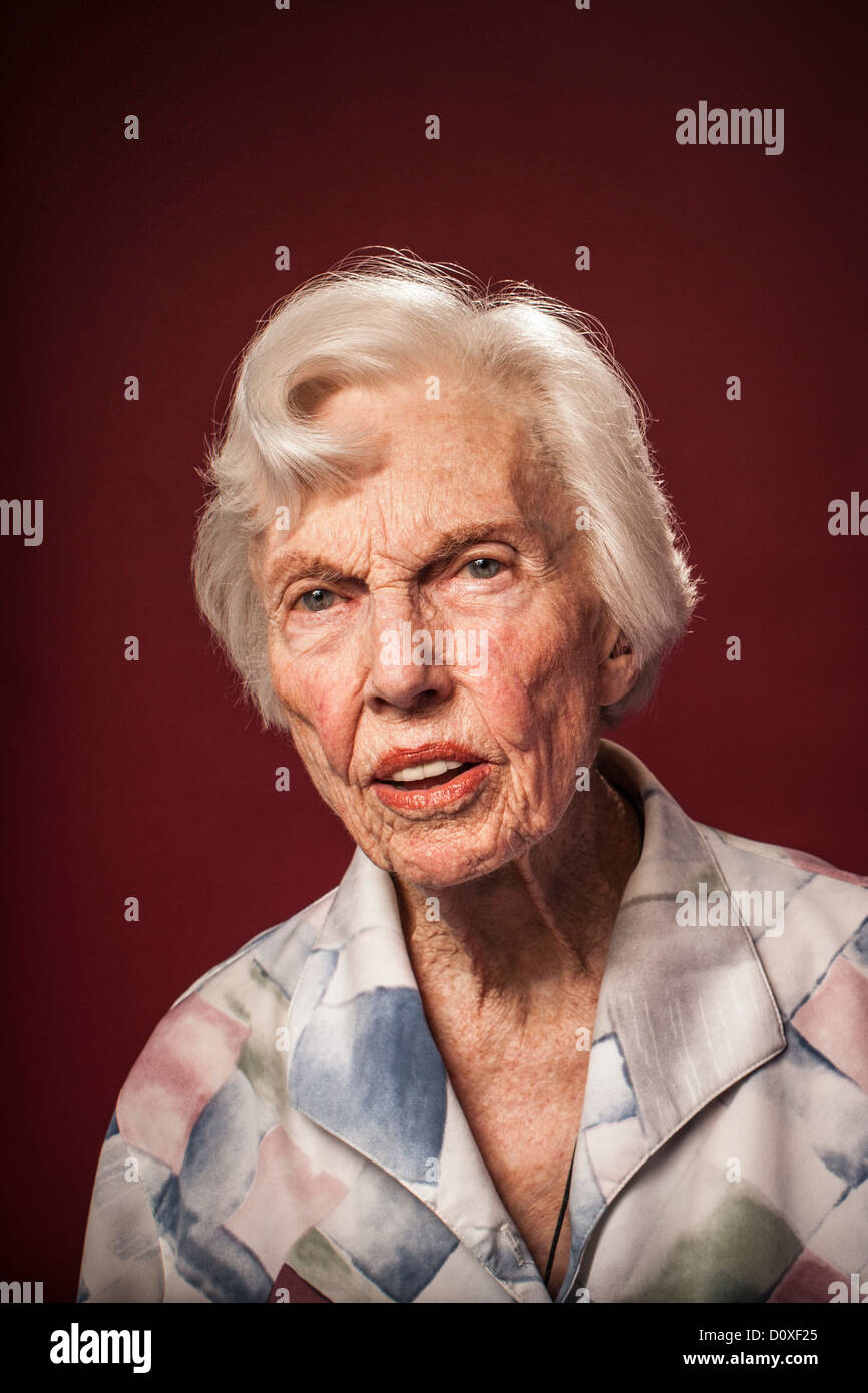 Portrait of a senior woman Stock Photo - Alamy
