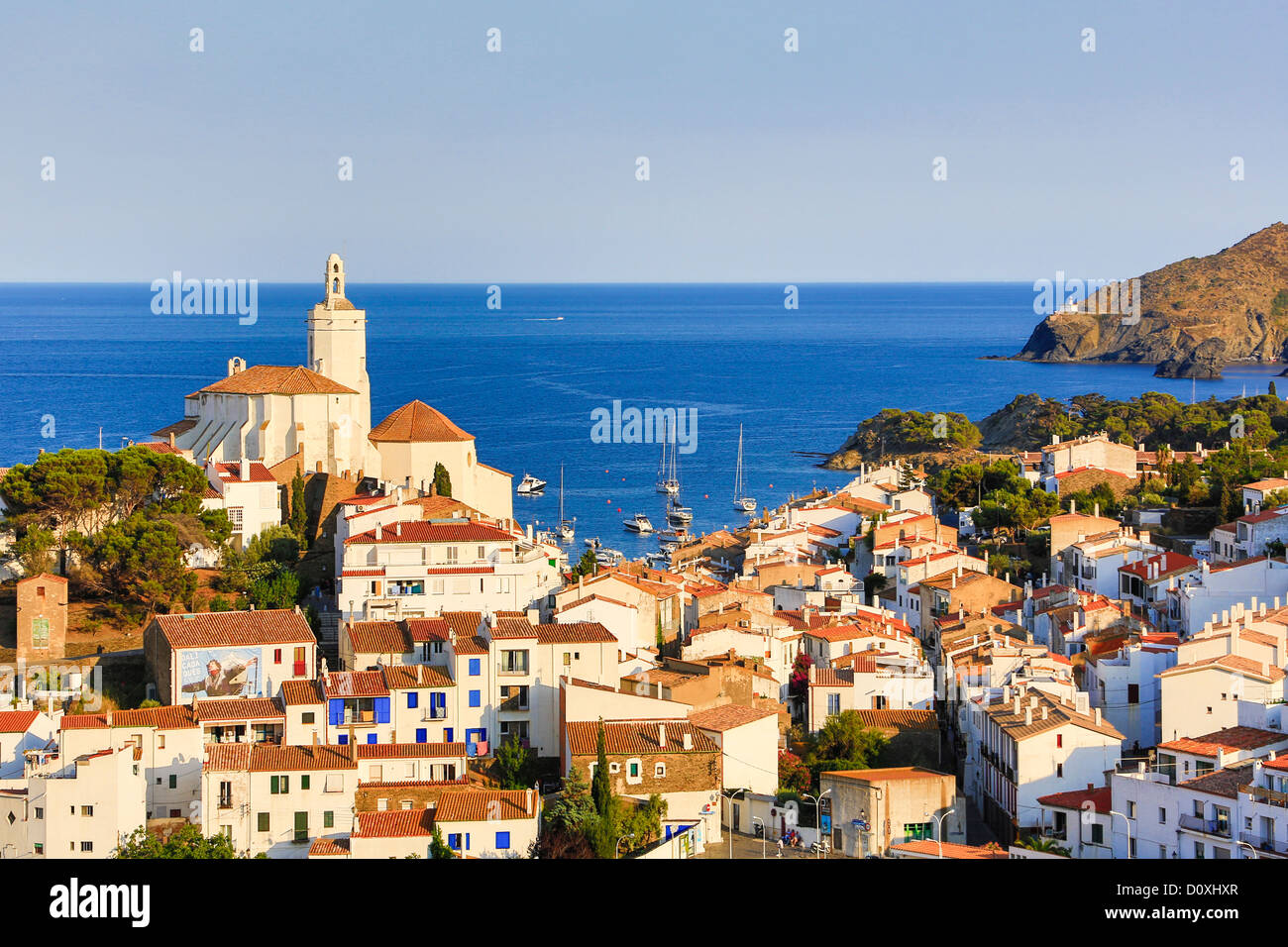 Cadaques beach hi-res stock photography and images - Alamy