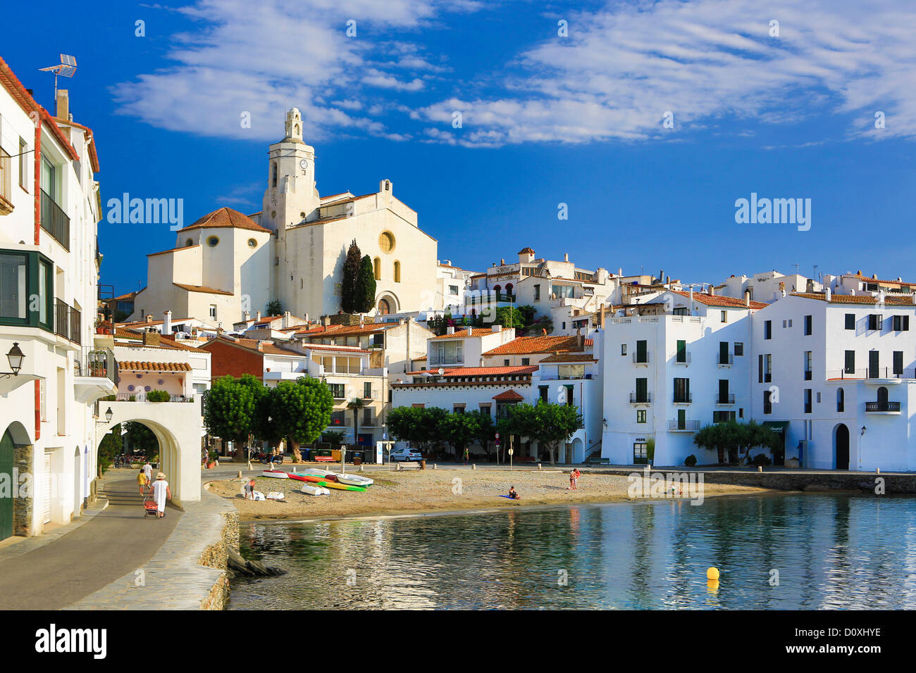 Cadaques beach hi-res stock photography and images - Alamy
