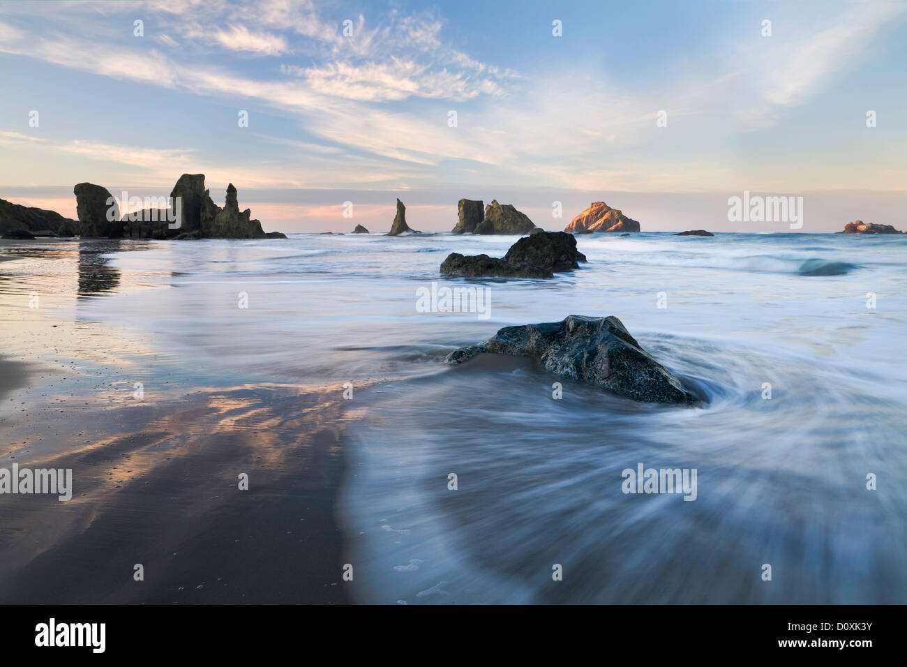 Seastack hi-res stock photography and images - Alamy