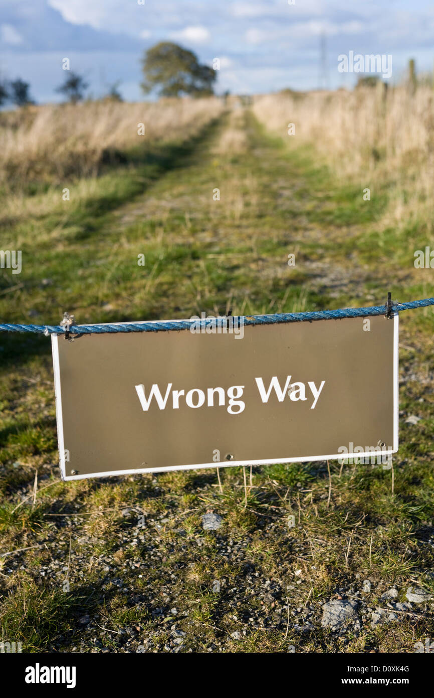sign saying wrong way Stock Photo - Alamy