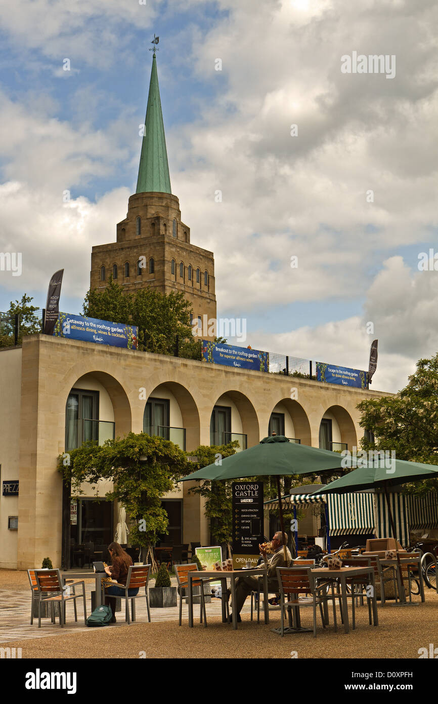 Oxford castle street hi-res stock photography and images - Alamy