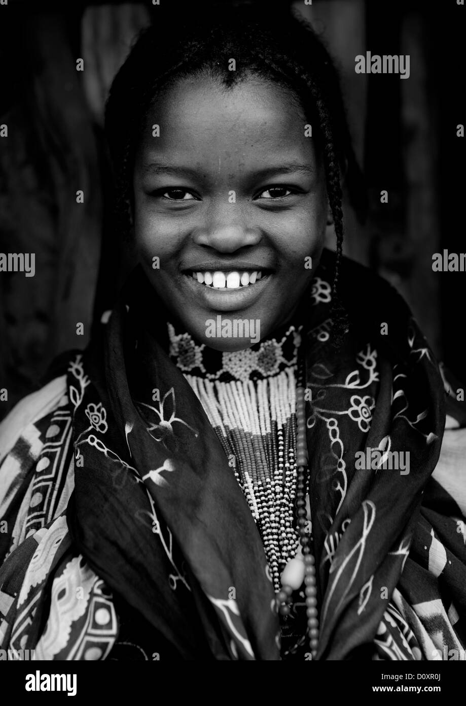 Ethiopia girl portrait Black and White Stock Photos & Images - Alamy