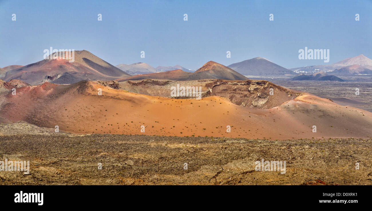 Fire mountain lanzarote hi-res stock photography and images - Alamy