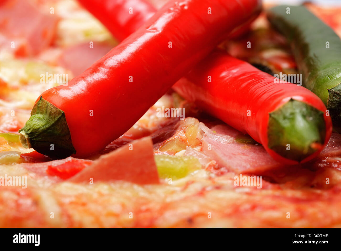 Chili on pizza hi-res stock photography and images - Alamy