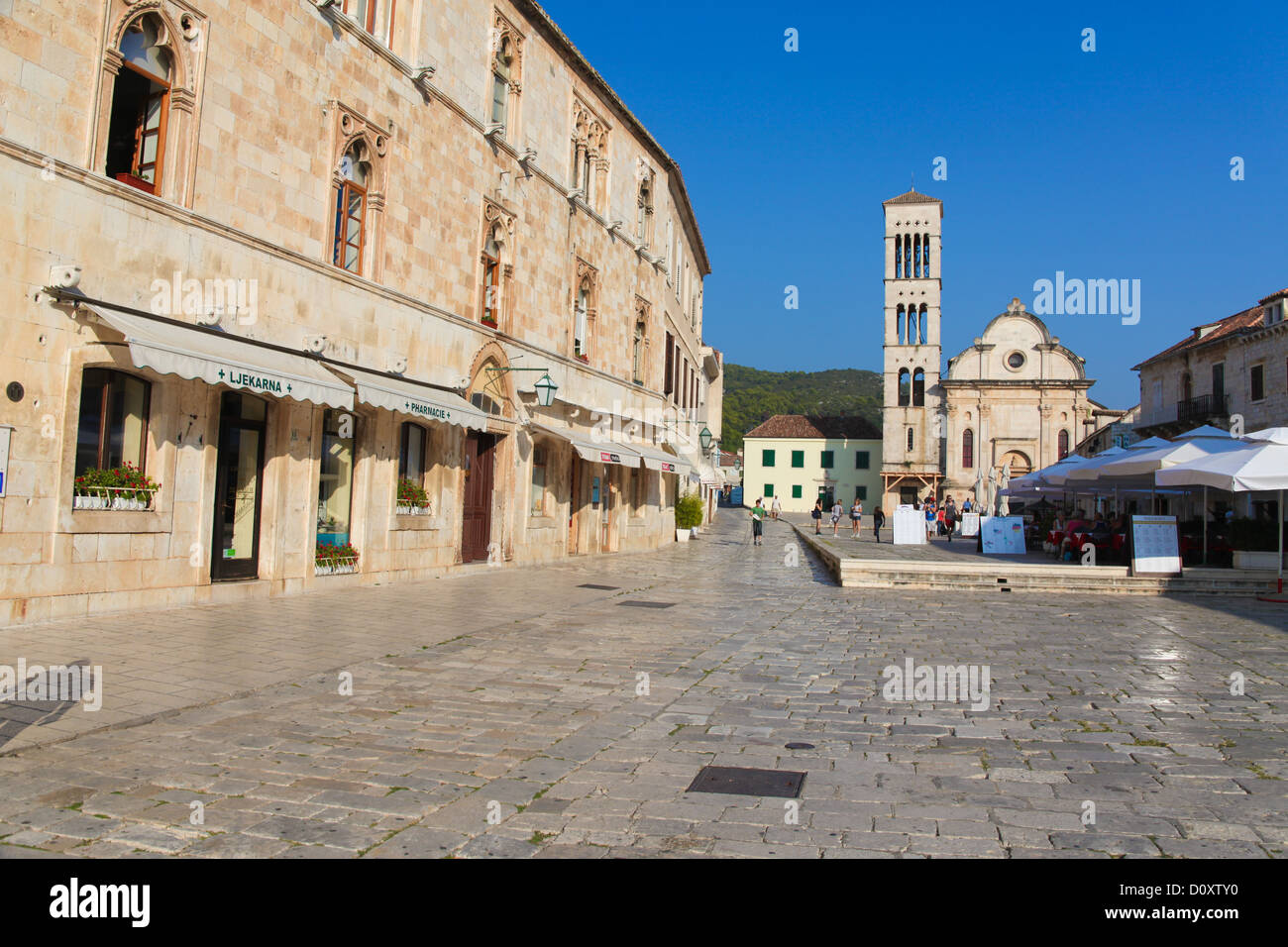 Bell tower st stephens cathedral hi-res stock photography and images ...