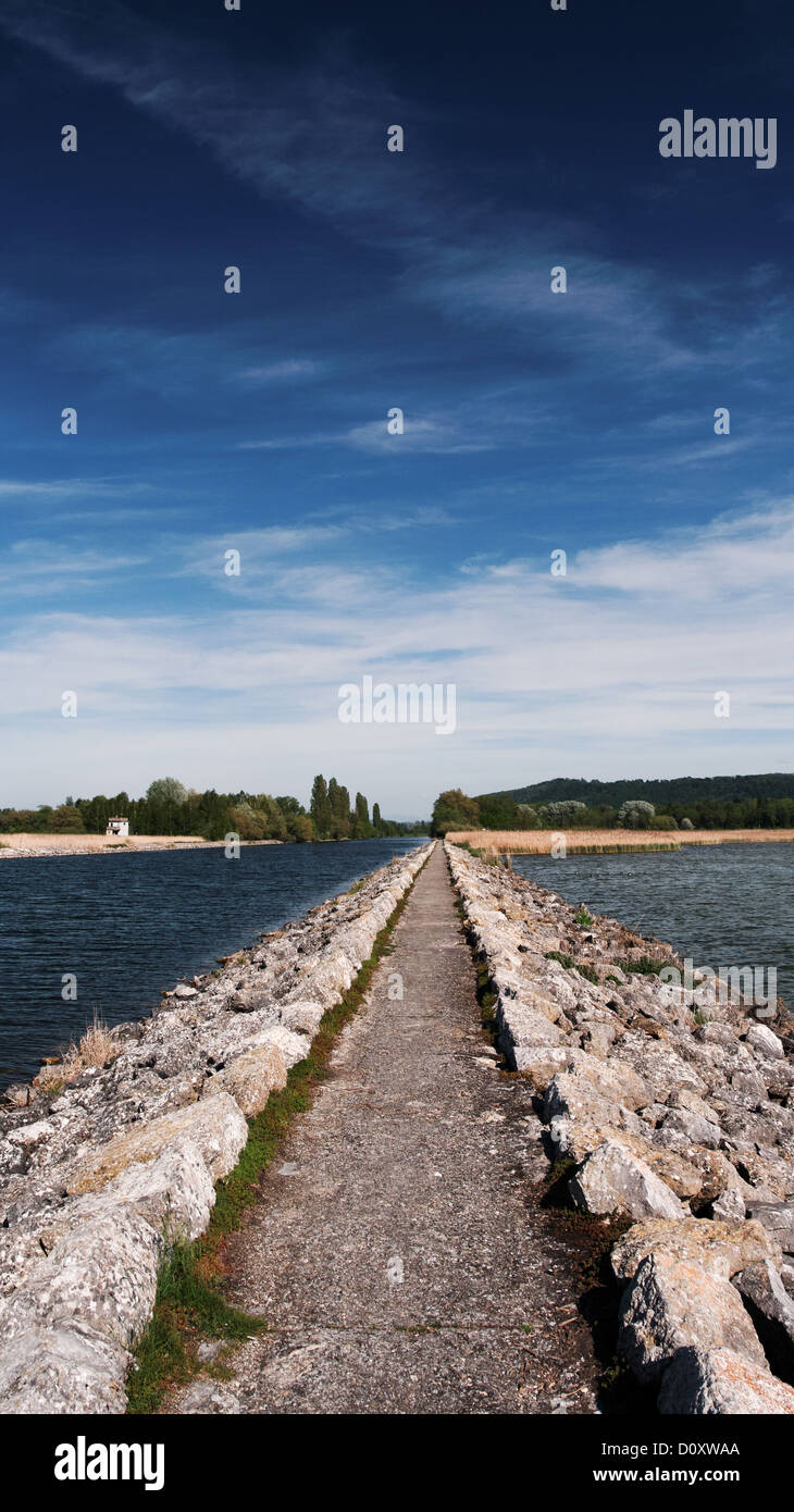 River river river river horizon hi-res stock photography and images - Alamy