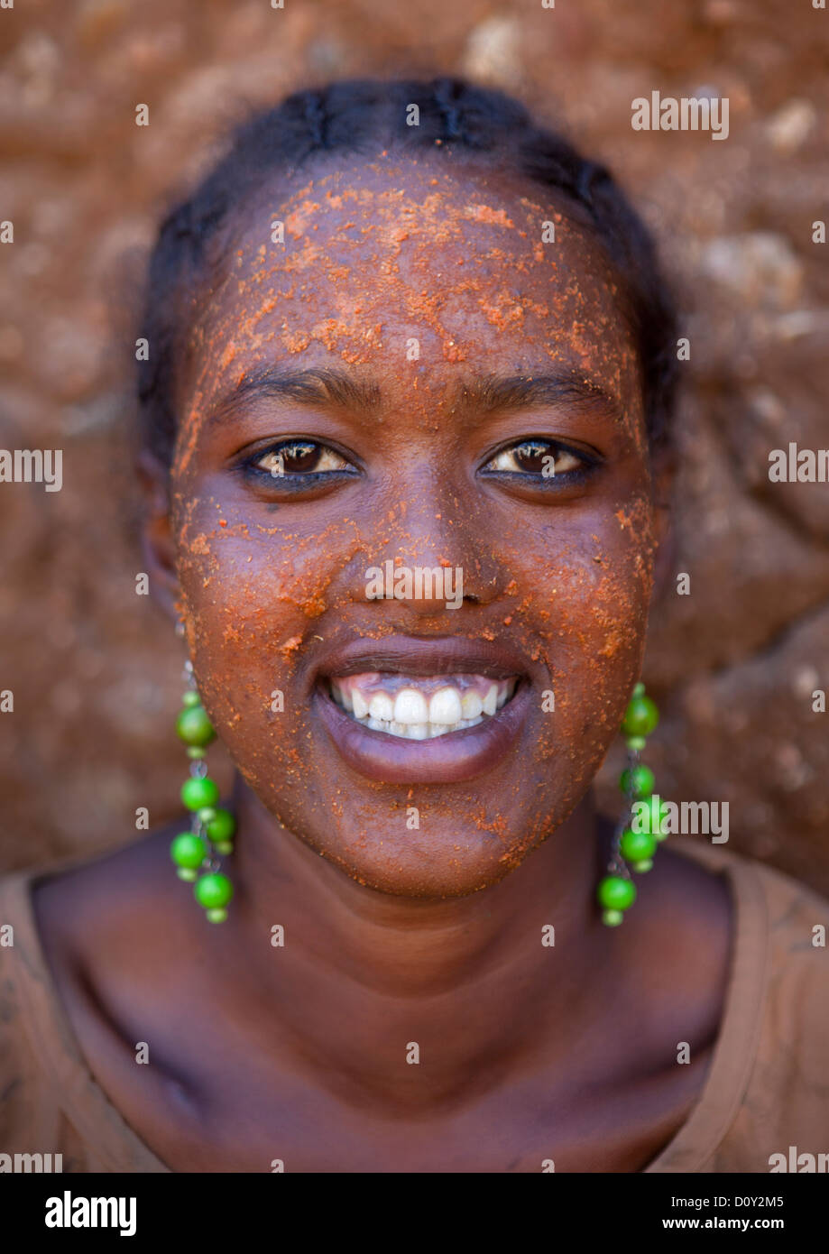 Ethiopia oromo woman smiling hi-res stock photography and images - Alamy