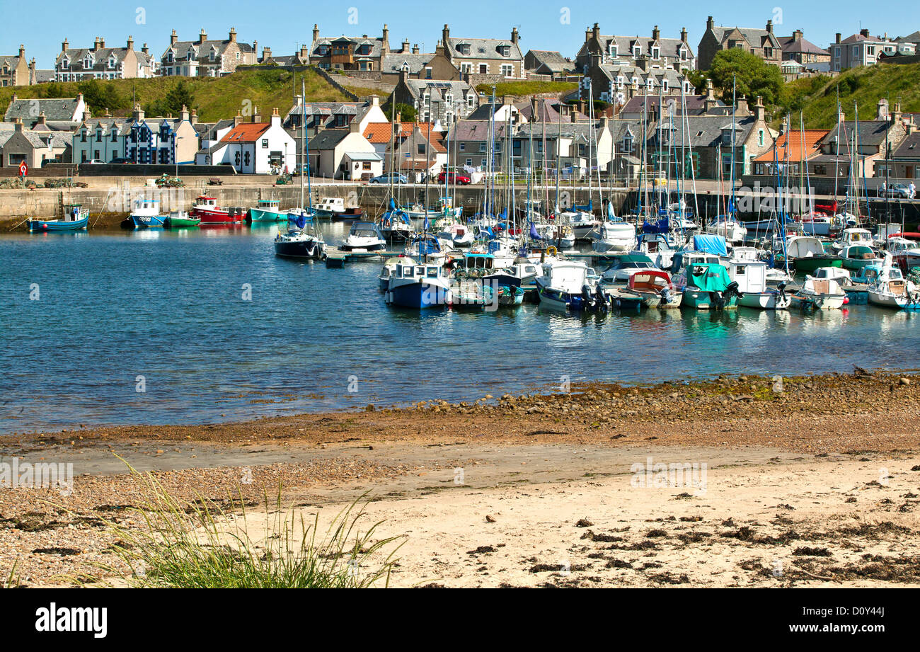 FINDOCHTY A TRADITIONAL OLD FISHING HARBOUR OF NORTH EAST SCOTLAND WITH ...