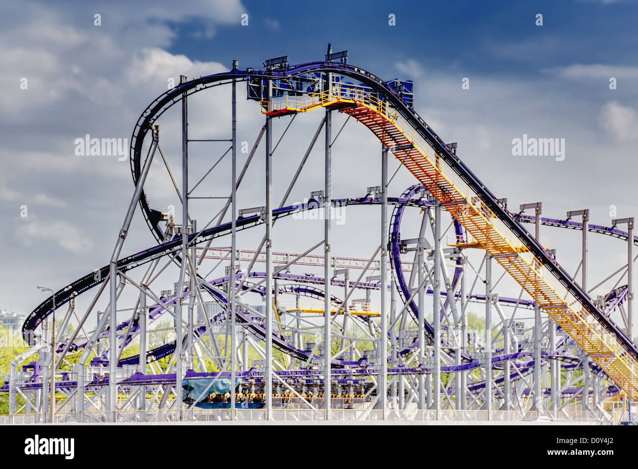 Roller coaster loop hi-res stock photography and images - Alamy