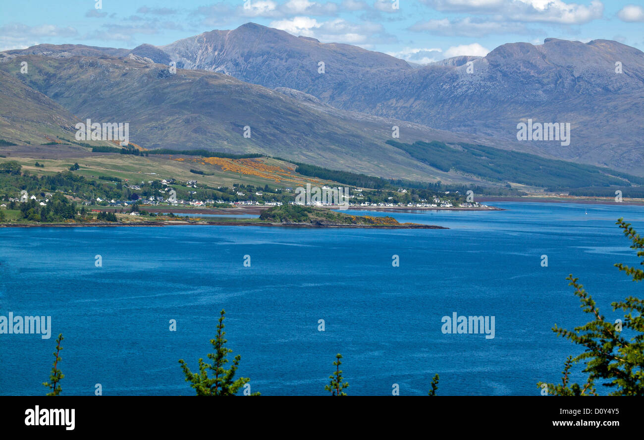 Torridon village hi-res stock photography and images - Alamy