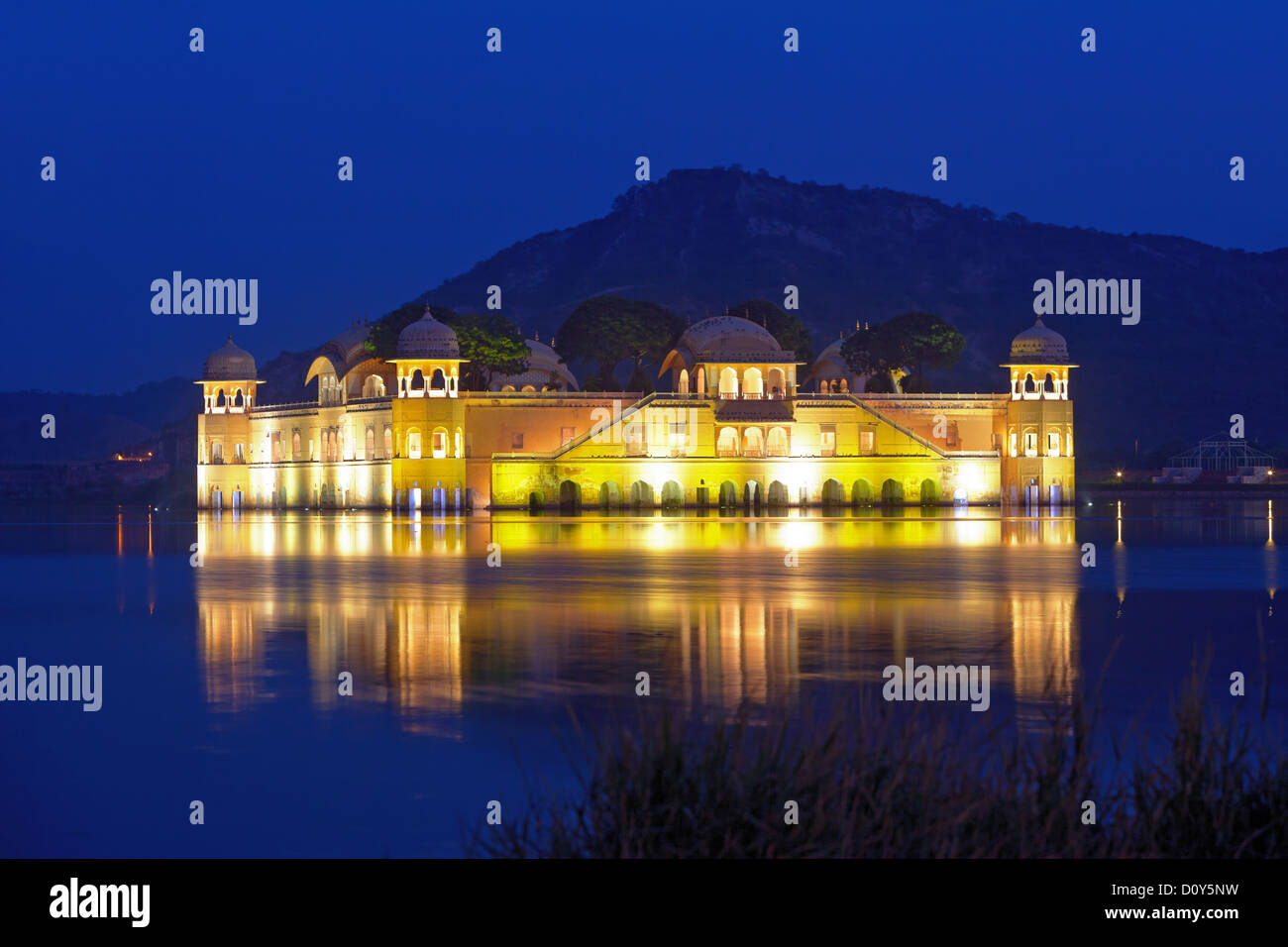 Jal mahal temple hi-res stock photography and images - Alamy