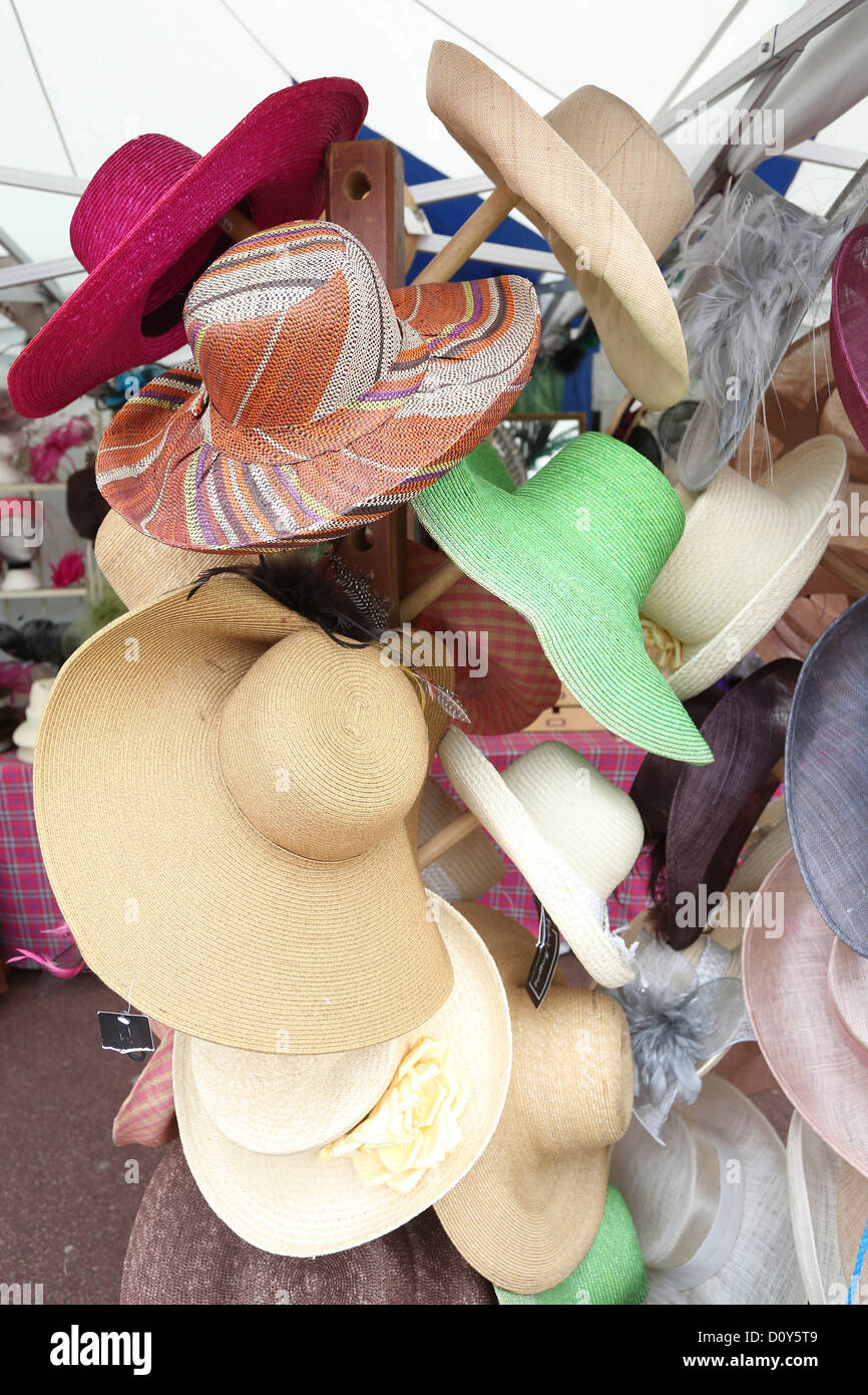 Sun Hats for sale at the races Stock Photo - Alamy