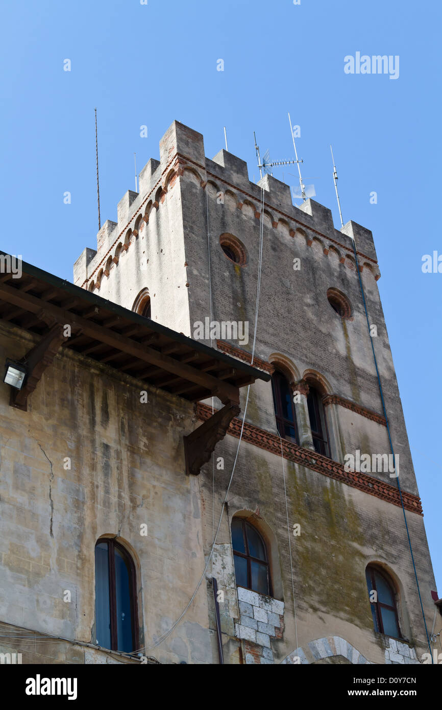 Typical italian facade window hi-res stock photography and images - Alamy