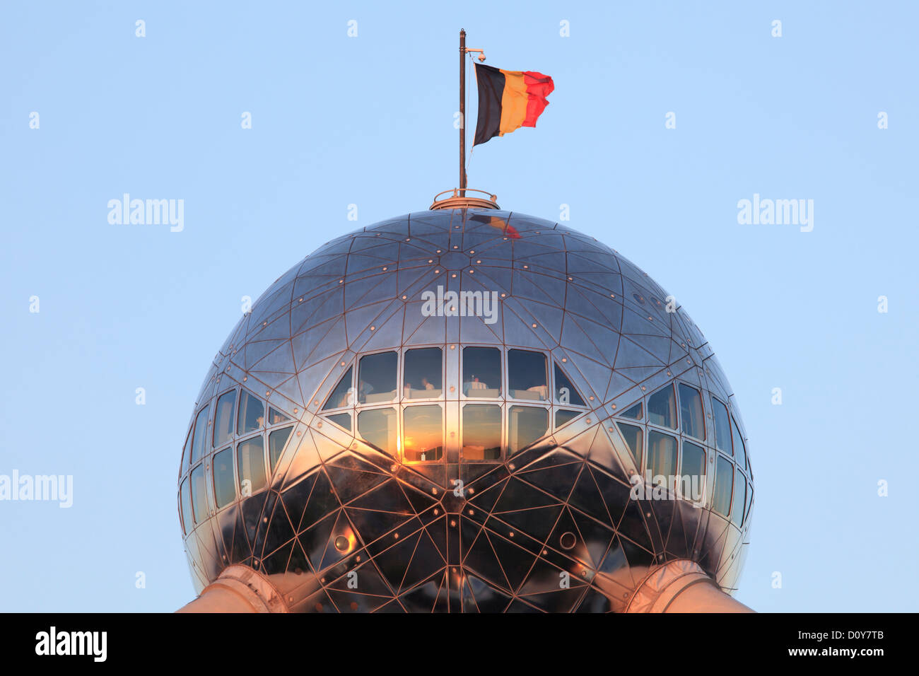 Atomium brussels restaurant hi-res stock photography and images - Alamy