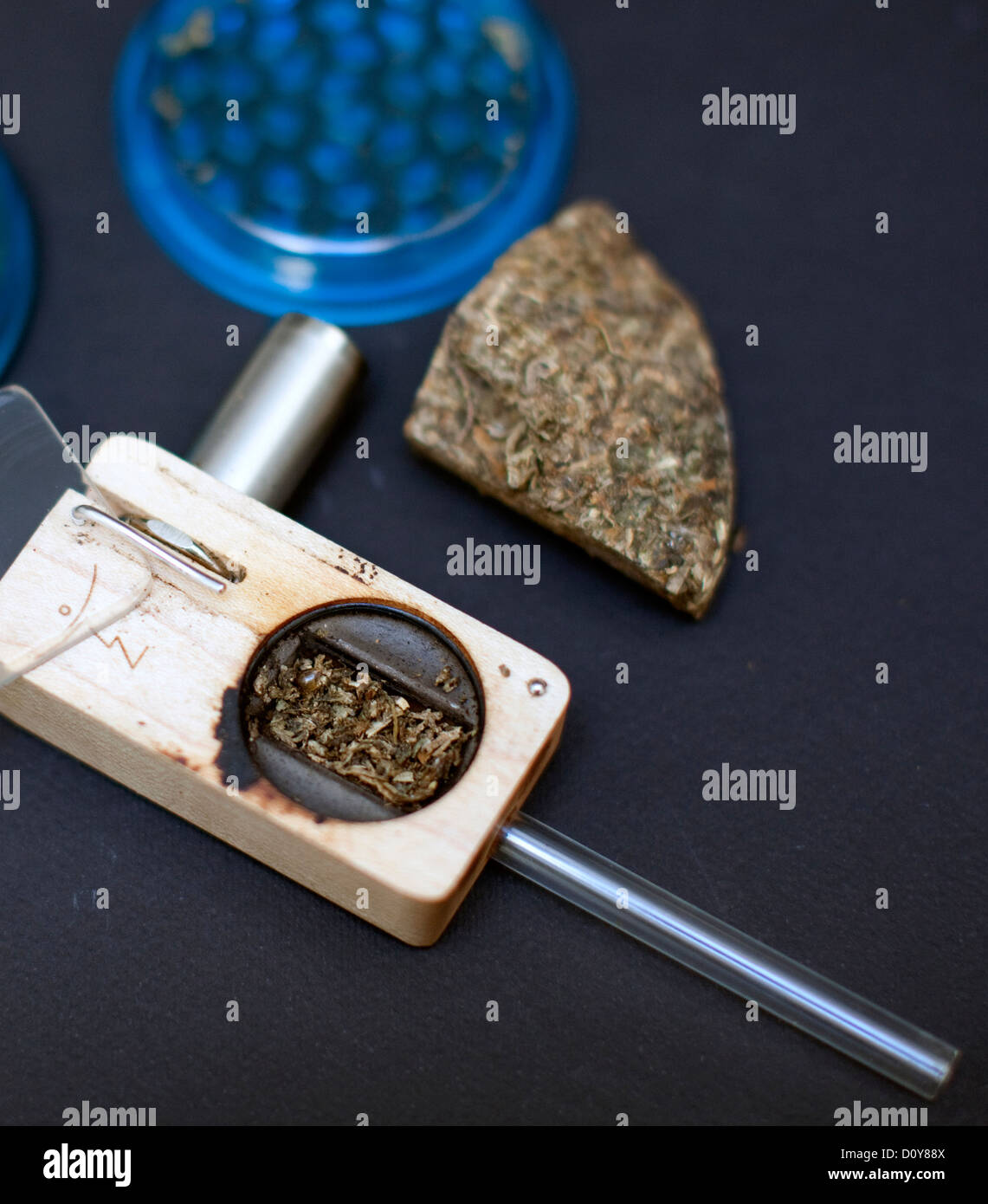 Marijuana Paraphernalia Stock Photos & Marijuana Paraphernalia Stock ...