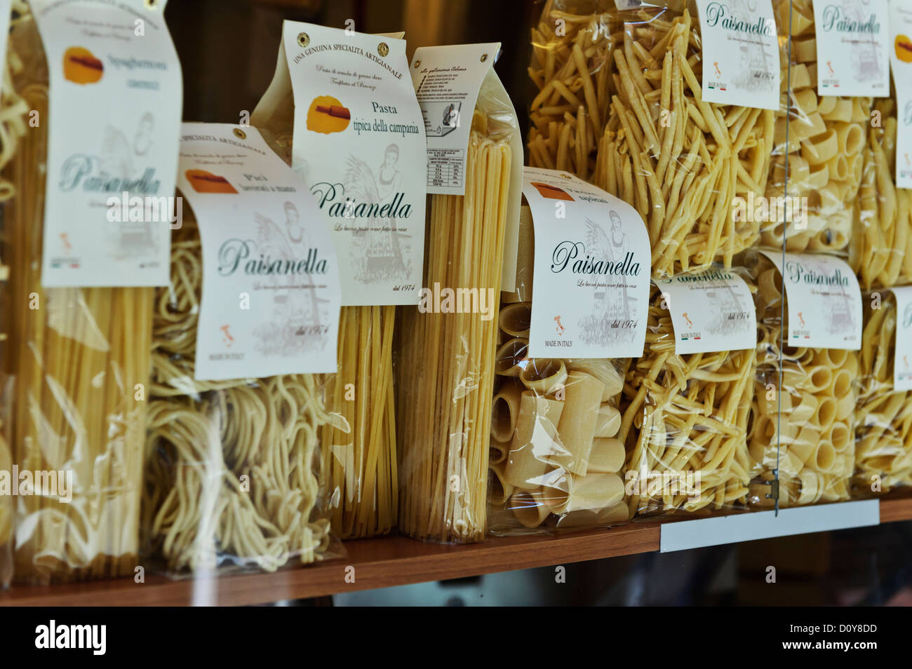 Spaghetti traditional venice food hi-res stock photography and images ...