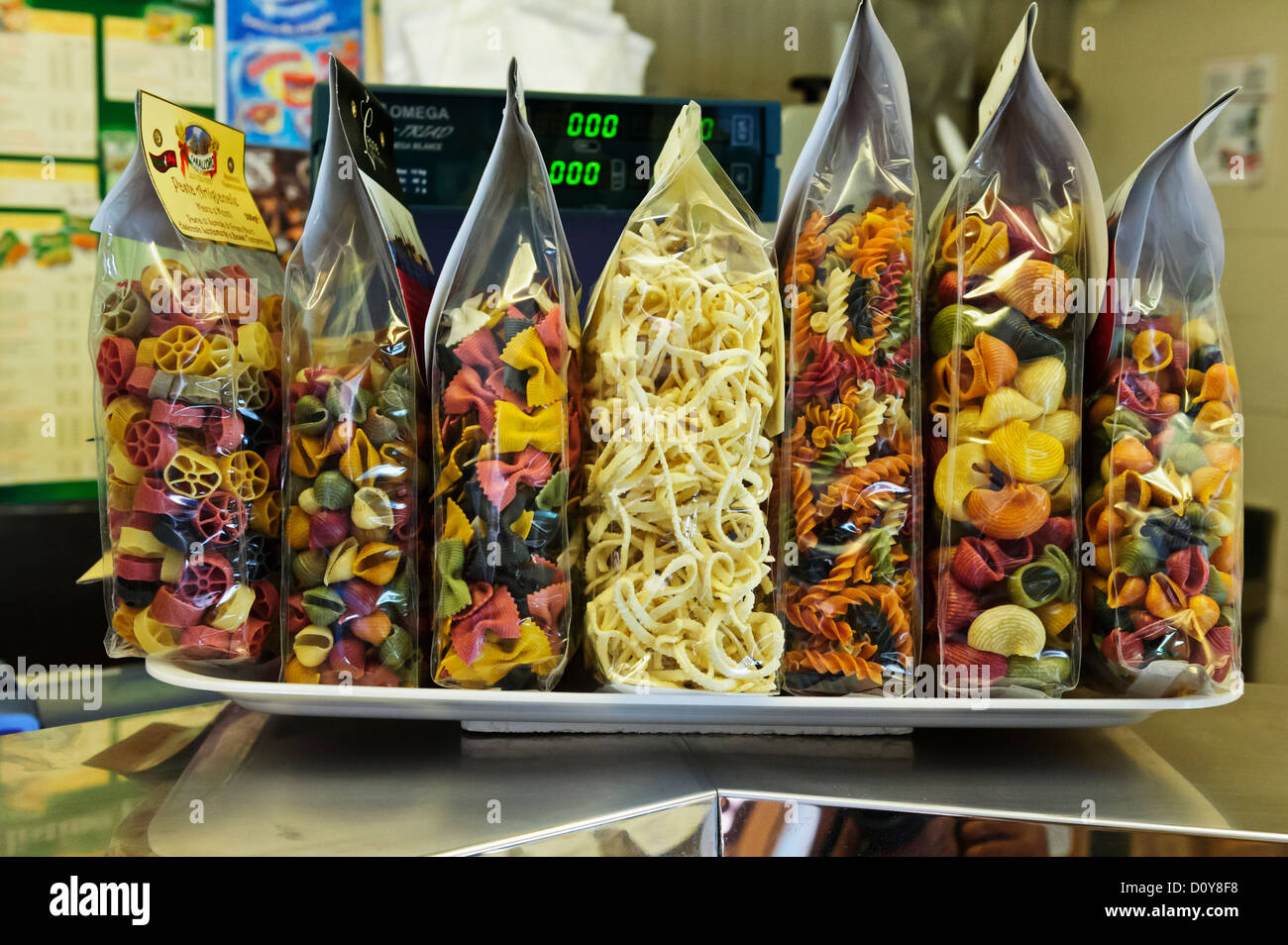 Spaghetti traditional venice food hi-res stock photography and images ...
