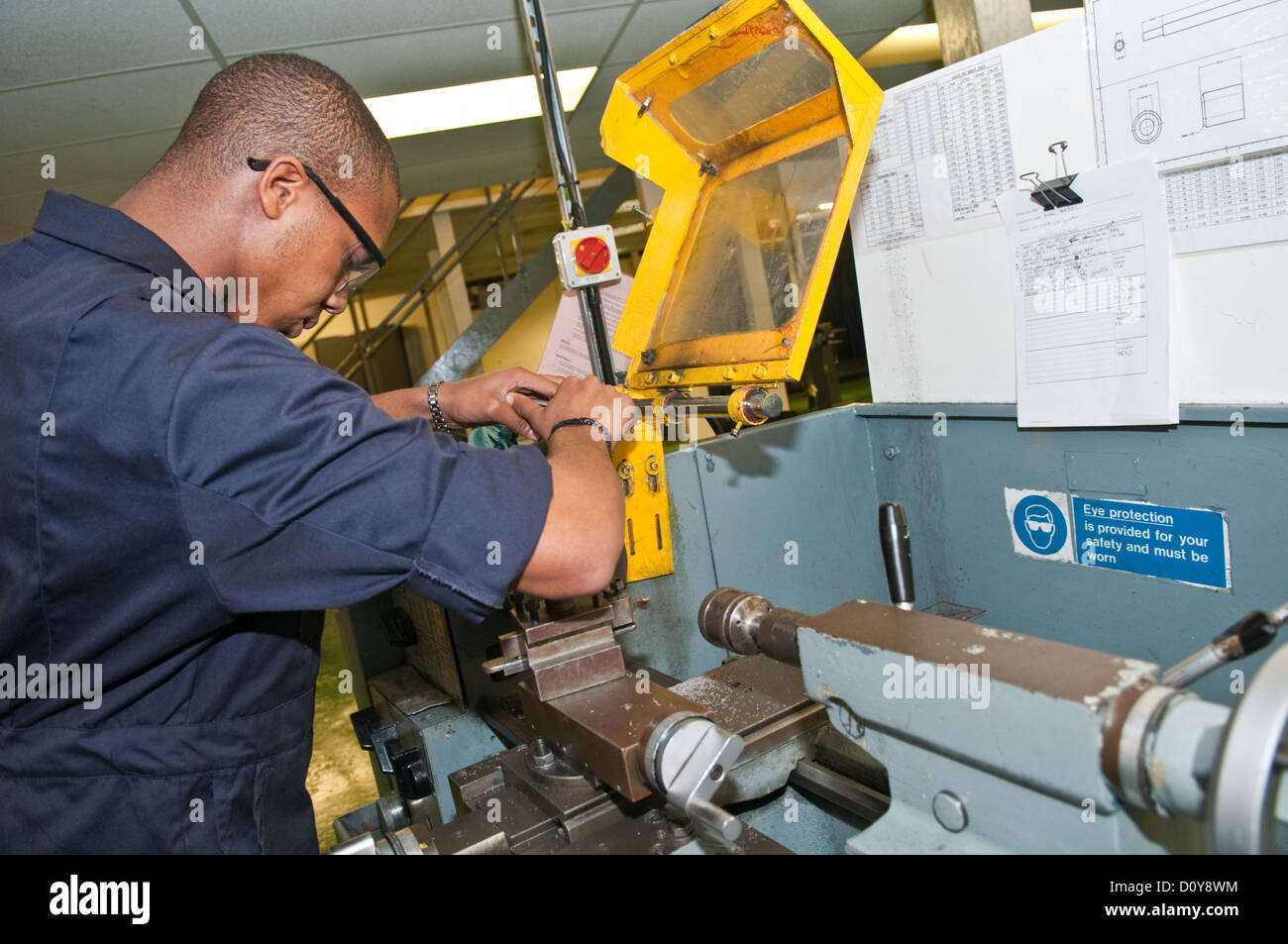 Engineering apprentice hi-res stock photography and images - Alamy