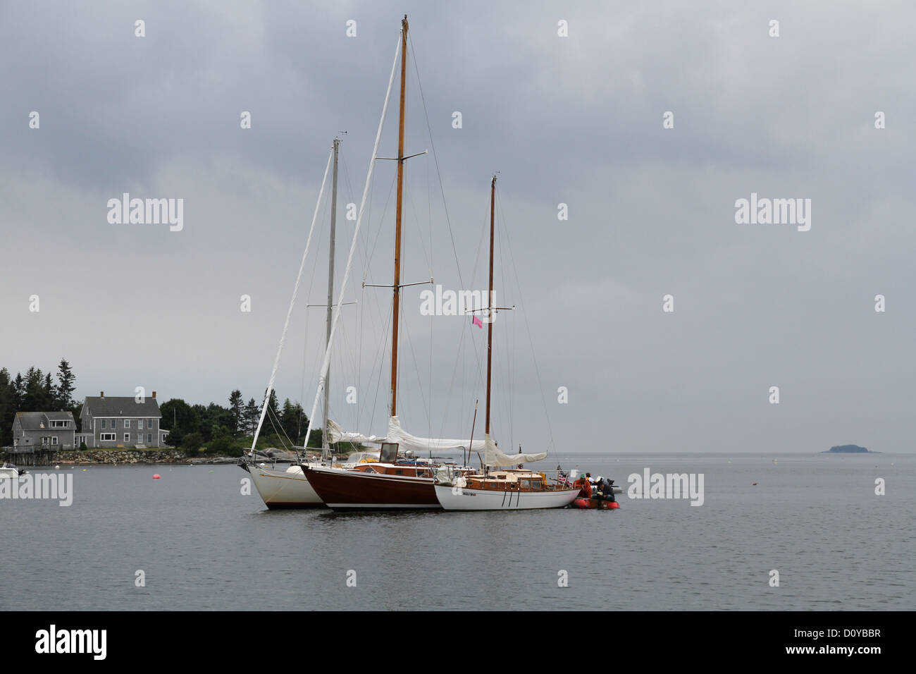 Rafted at anchor hi-res stock photography and images - Alamy