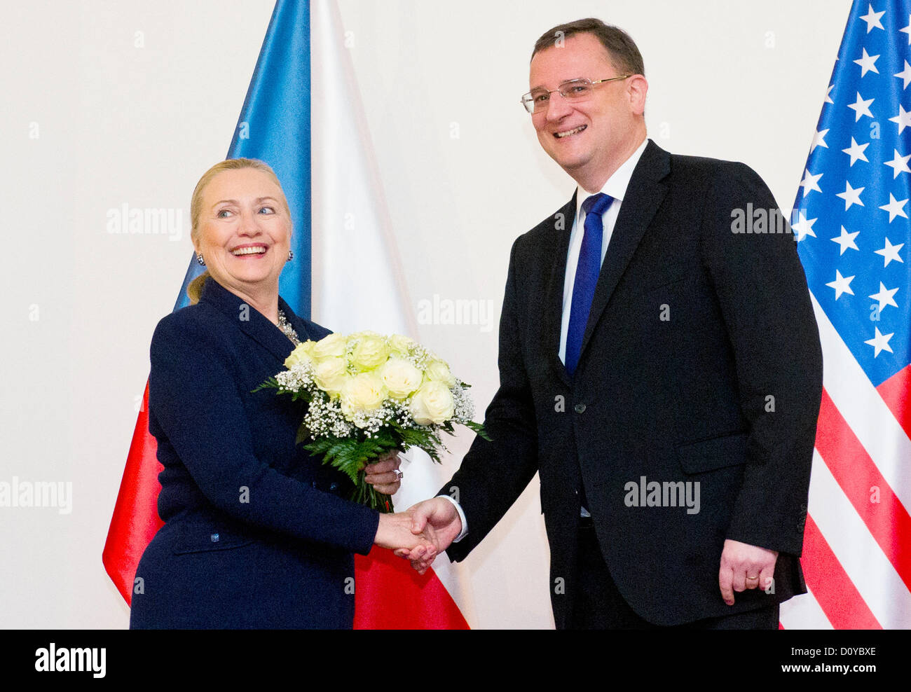 Secretary state hillary clinton left hi-res stock photography and ...