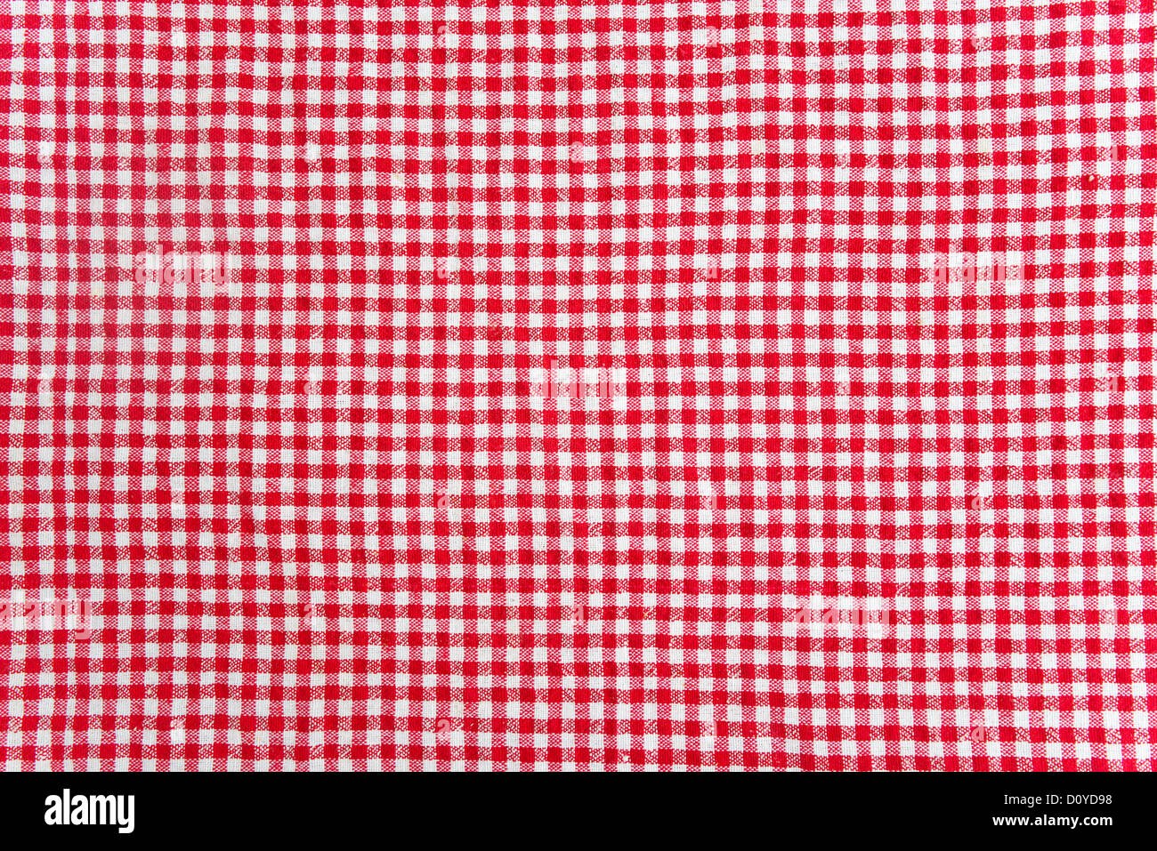 Red white table cloth hi-res stock photography and images - Alamy