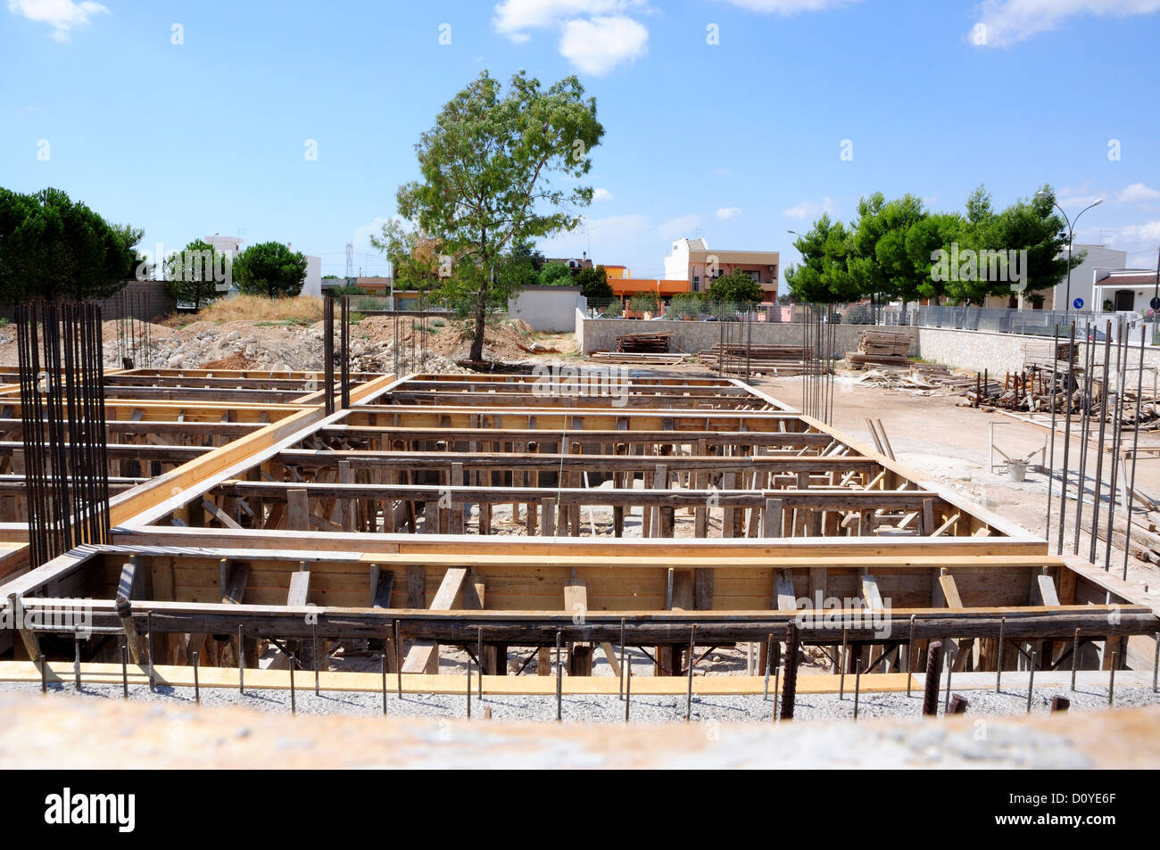 Construction site - Assembly floor in brick and cement structure Stock ...