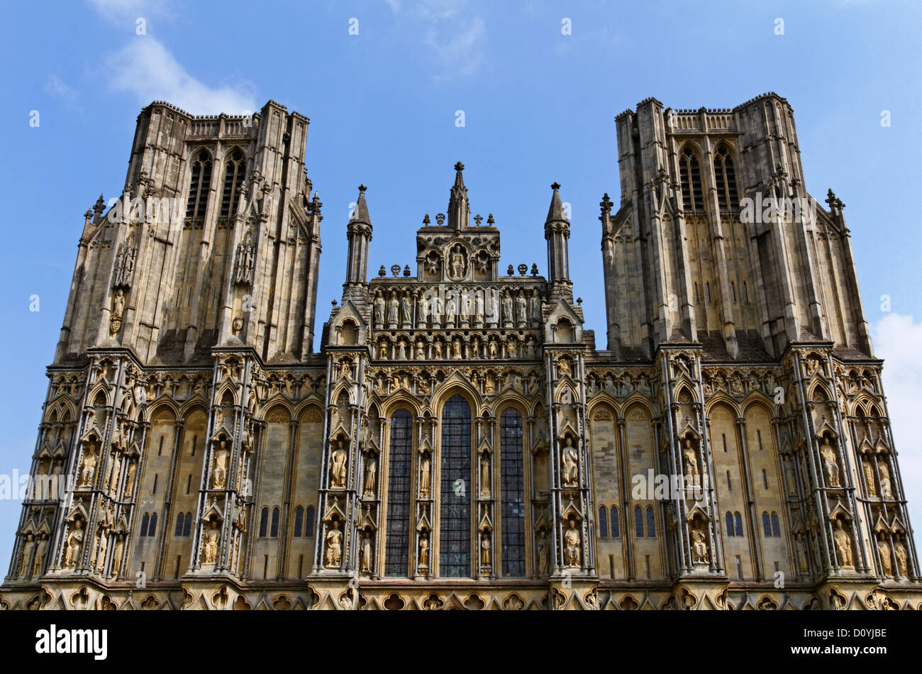 Wells cathedral facade hi-res stock photography and images - Alamy
