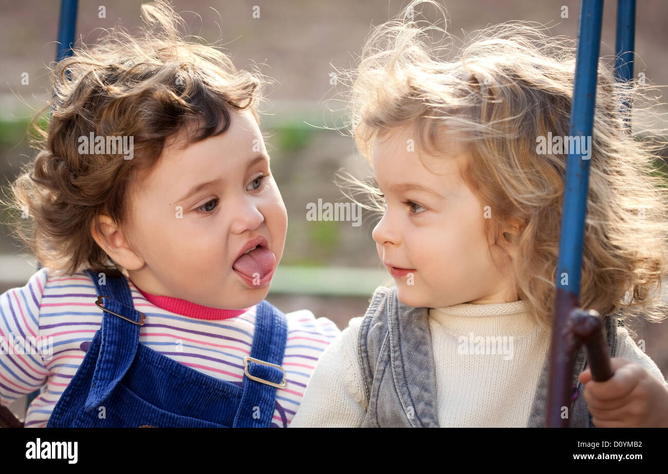 Twin sisters outside hi-res stock photography and images - Alamy