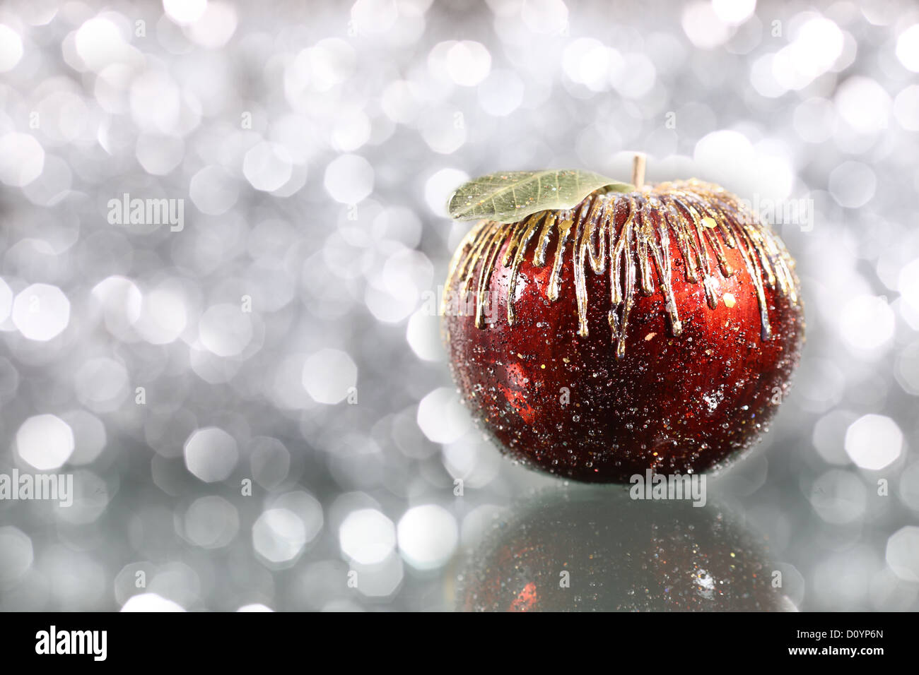 Christmas apple ornament hi-res stock photography and images - Alamy