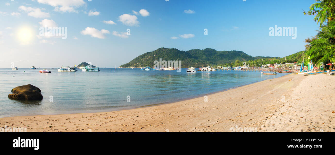 beach and clear tropical sea Stock Photo - Alamy