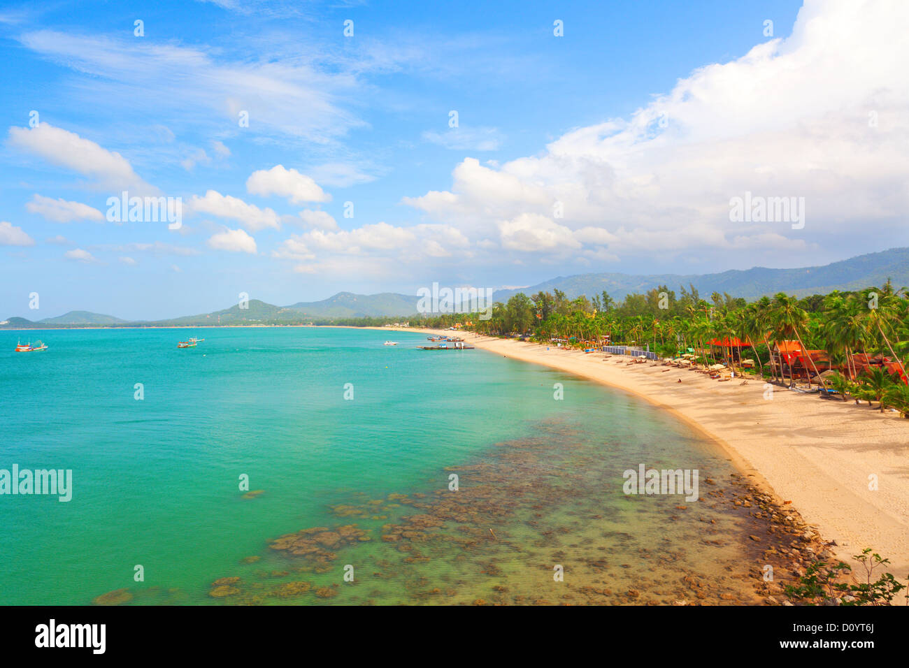 Clear beach hi-res stock photography and images - Alamy