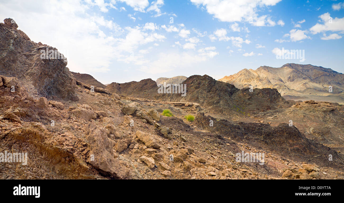 Rub’ al khali desert clouds hi-res stock photography and images - Alamy