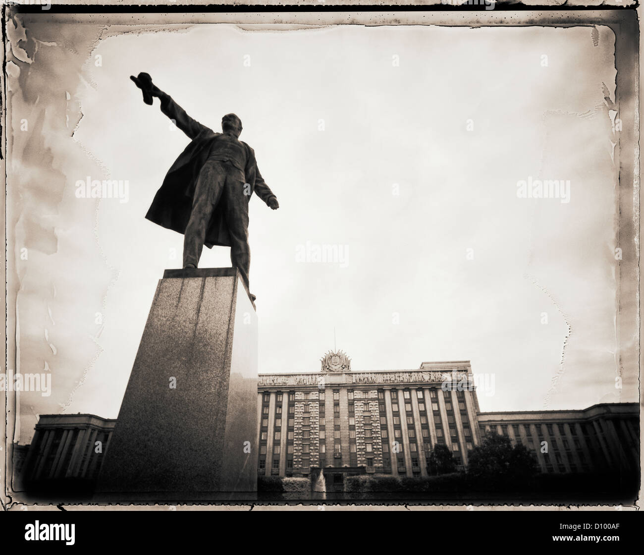 Lenin statue in front of the House of Soviets, in St. Petersburg ...