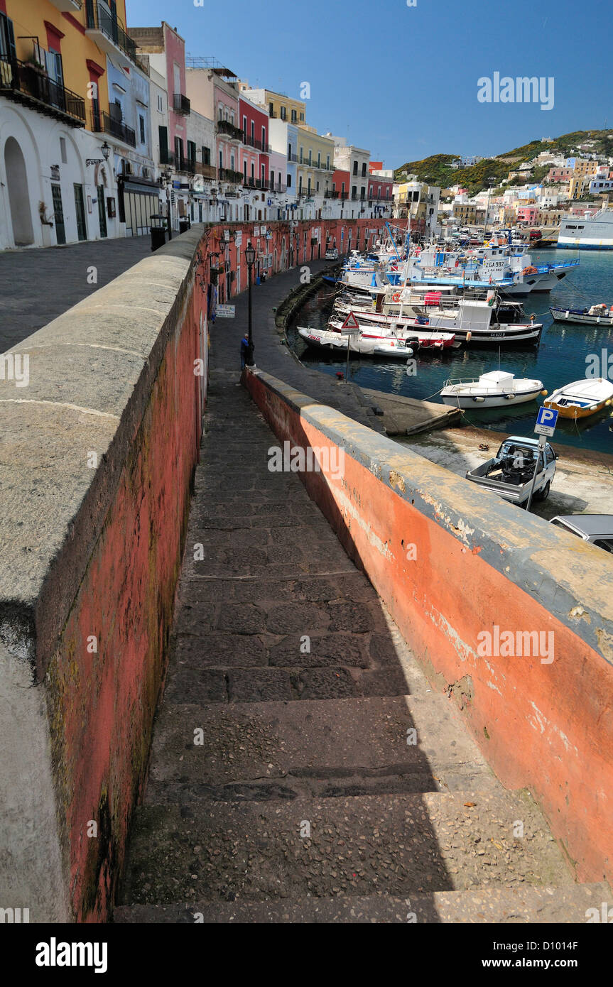 Ponza island hi-res stock photography and images - Alamy