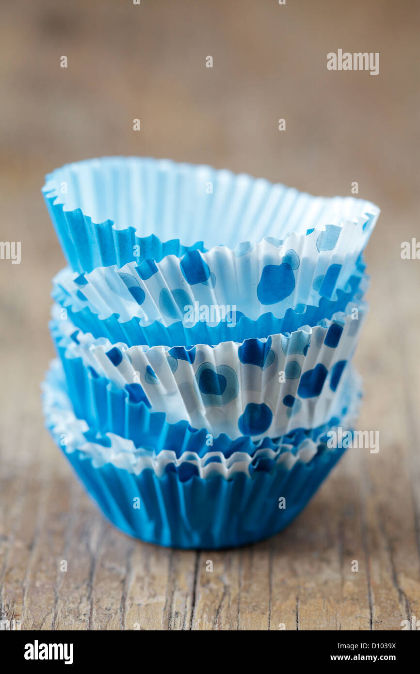 Cupcake cases hi-res stock photography and images - Alamy