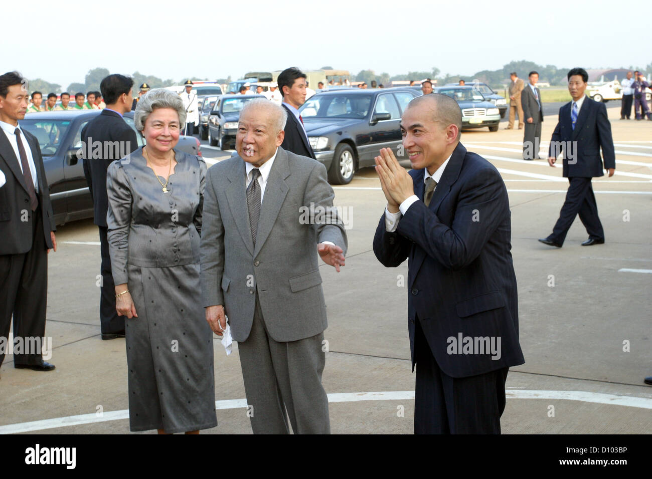 Retired King Norodom Sihanouk, Queen Norodom Monineath and Prince ...