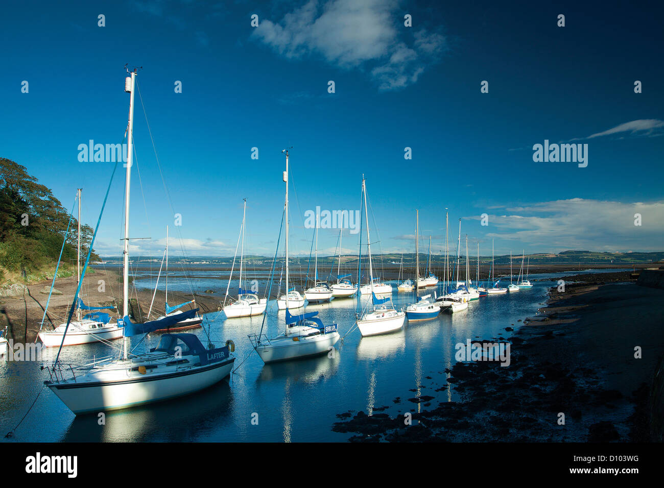 Cramond Harbour and the River Almond, Lothian Stock Photo - Alamy