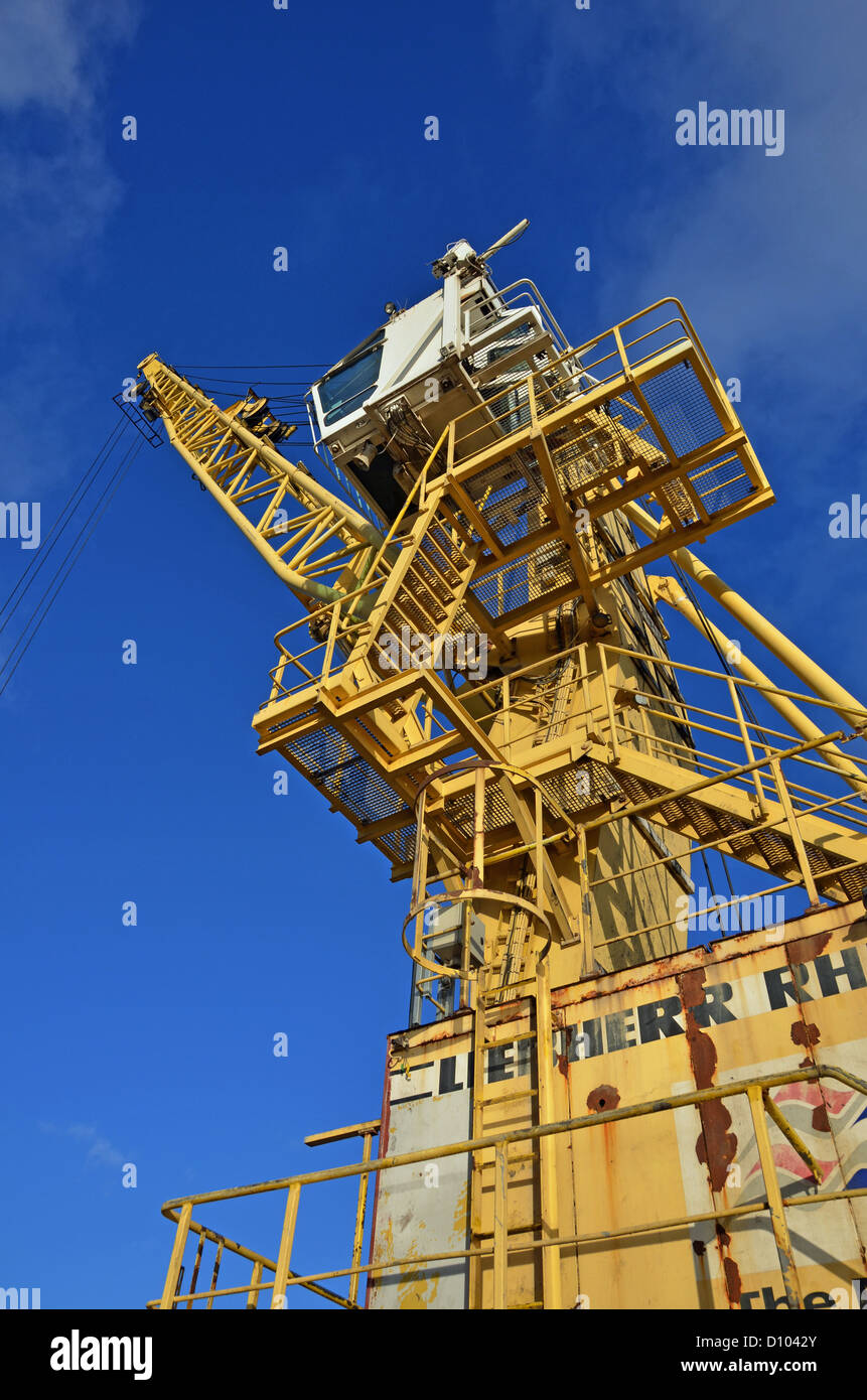 Loading Containers Crawler Crane High Resolution Stock Photography and ...