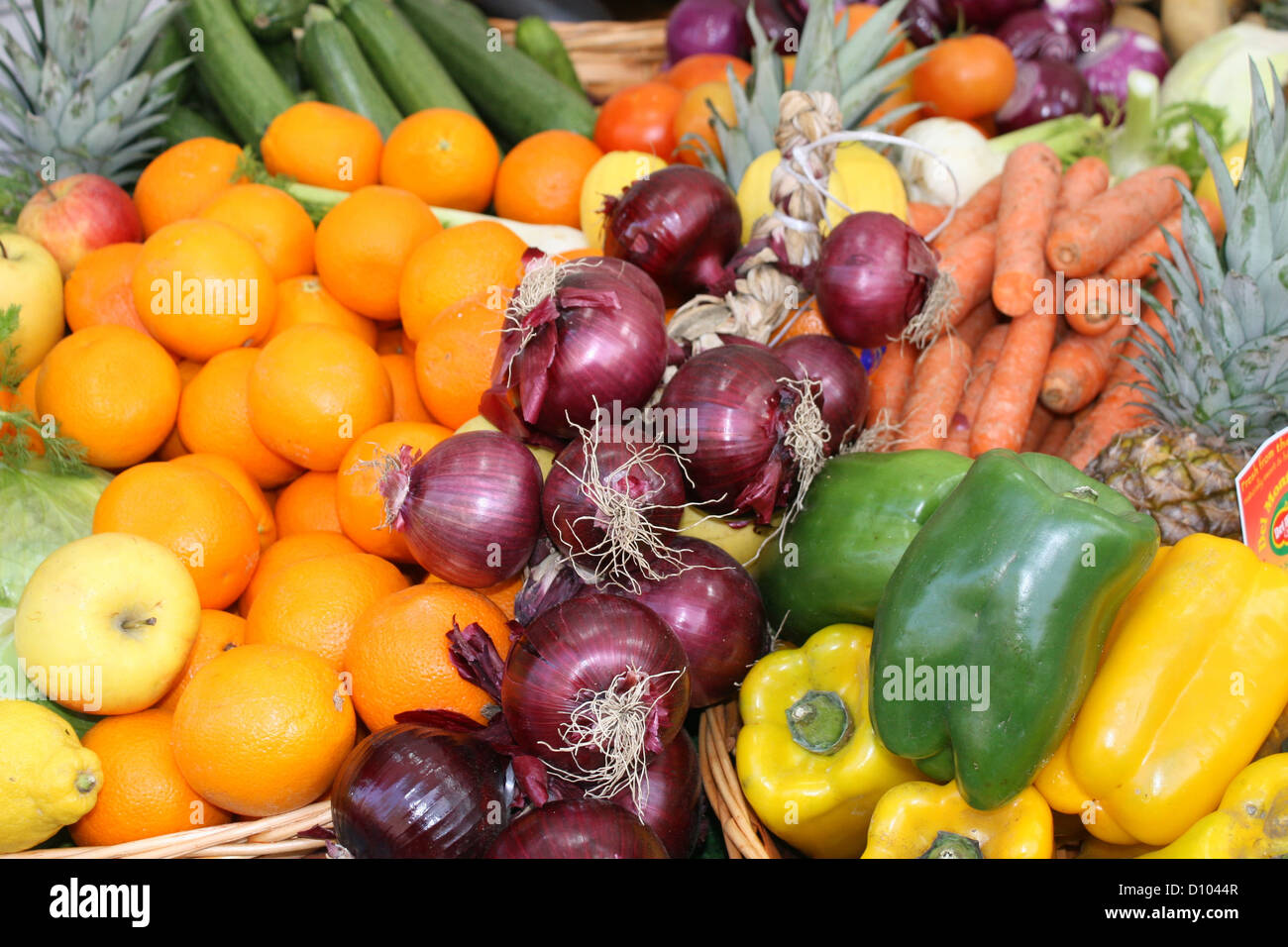 orange, mandarin oranges, onion, garlic, peppers, carrots, fresh ...
